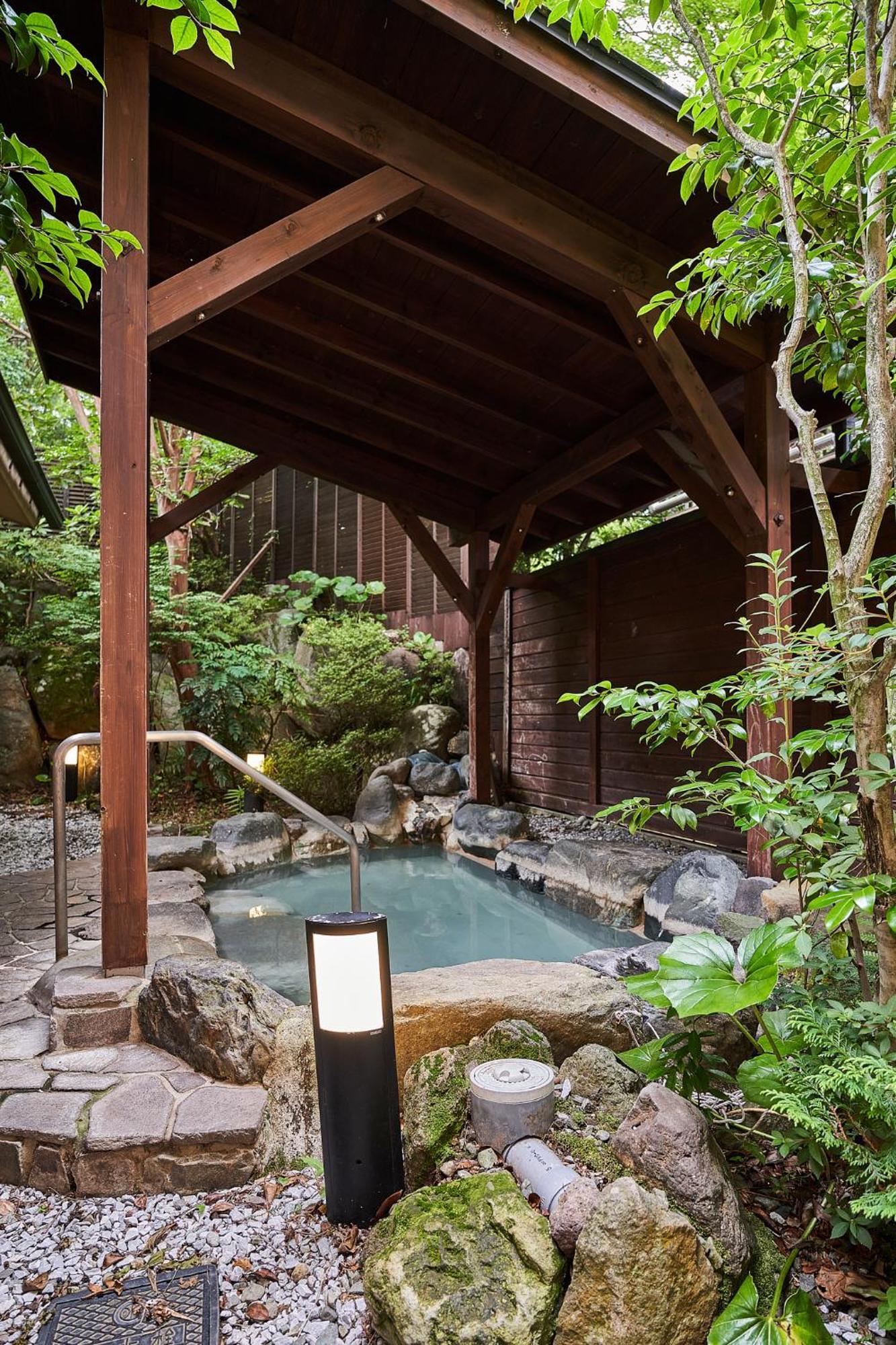 AJISAI ONSEN RYOKAN | HAKONE, JAPAN | SEASON DEALS FROM $92
